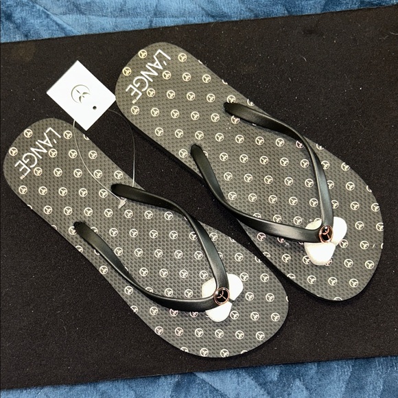 L’ANGE | Shoes | Lange Patterned Black And White Flip Flops | Poshmark